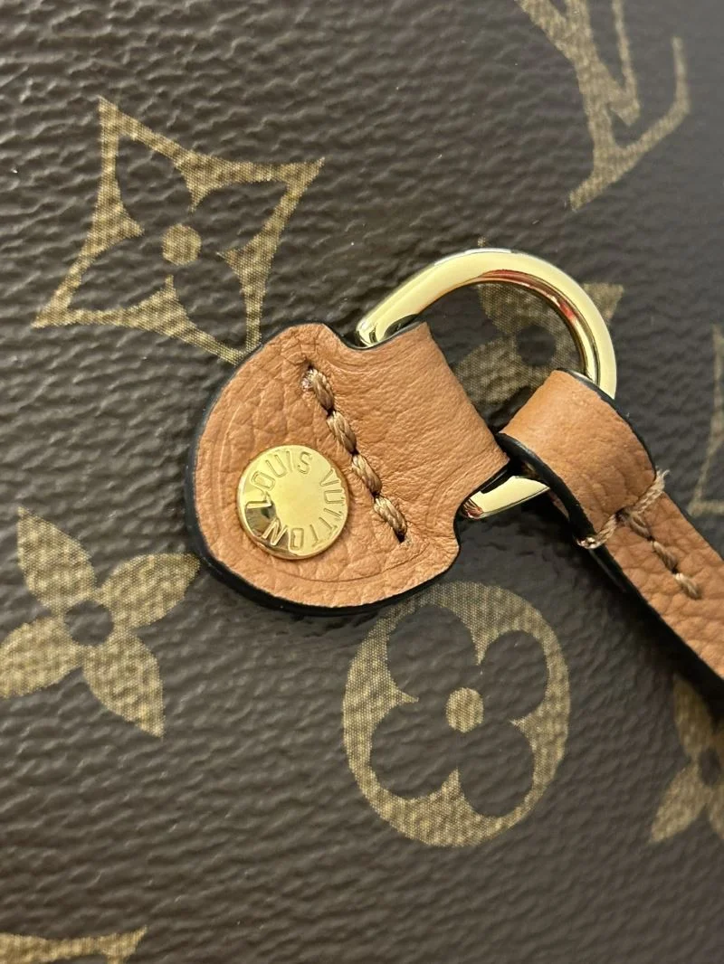Real Louis Vuitton Shopping Bags