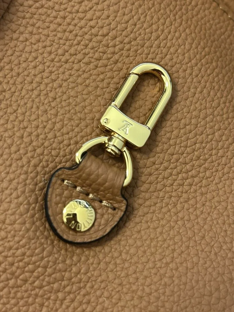 Real Louis Vuitton Shopping Bags