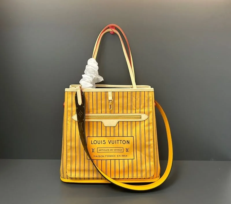 Exact replica Louis Vuitton Shopping Bags