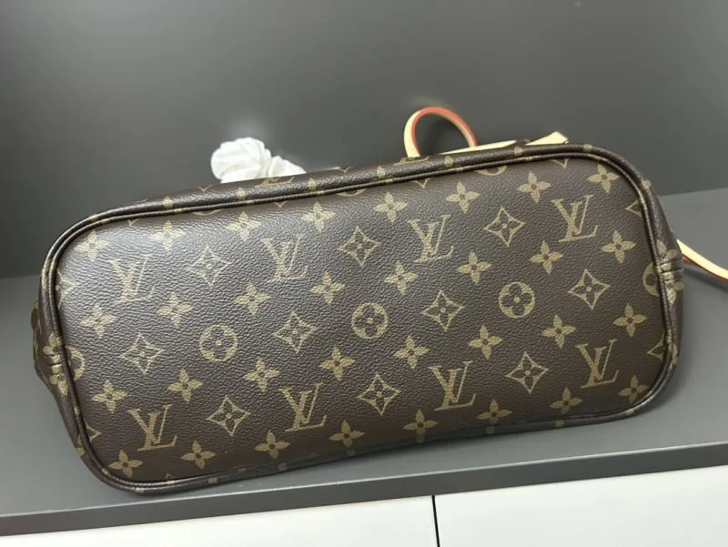 Mirror quality Louis Vuitton Shopping Bags