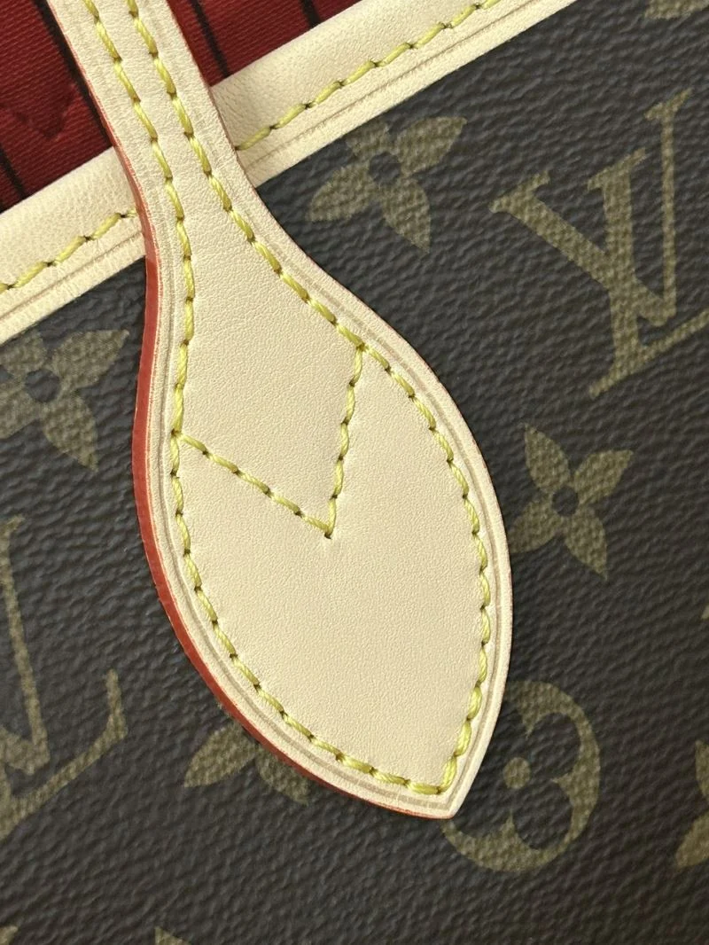 Mirror quality Louis Vuitton Shopping Bags