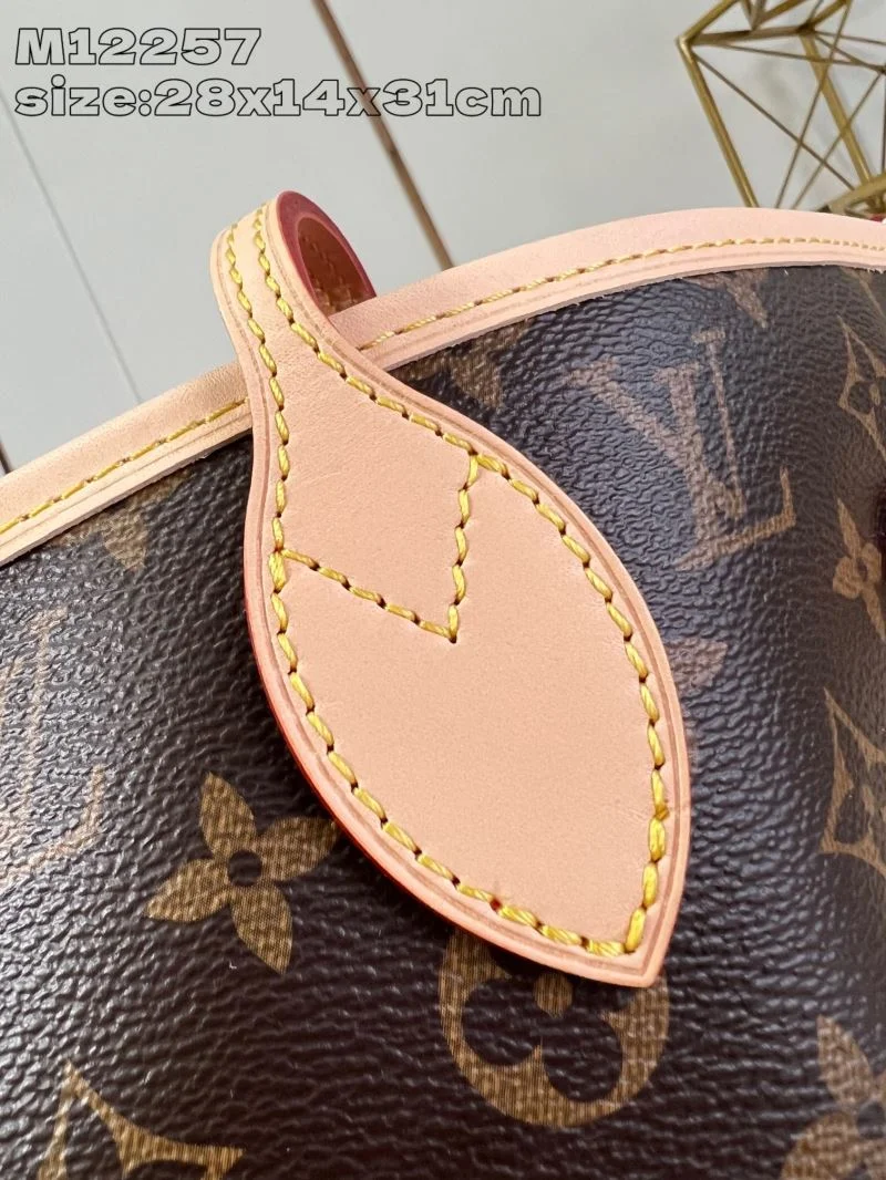 Discounted Louis Vuitton Shopping Bags