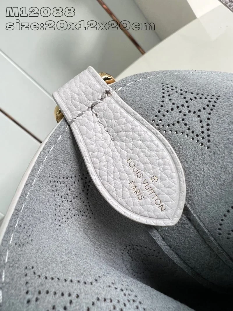 Bargain Louis Vuitton Shopping Bags