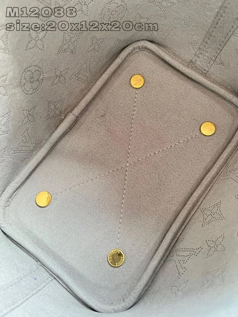 Bargain Louis Vuitton Shopping Bags