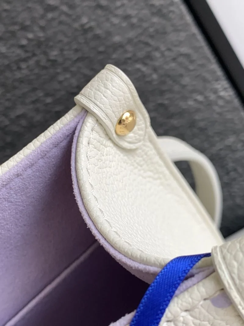 Inexpensive Louis Vuitton Shopping Bags