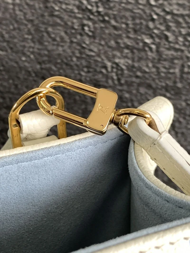 Value-priced Louis Vuitton Shopping Bags