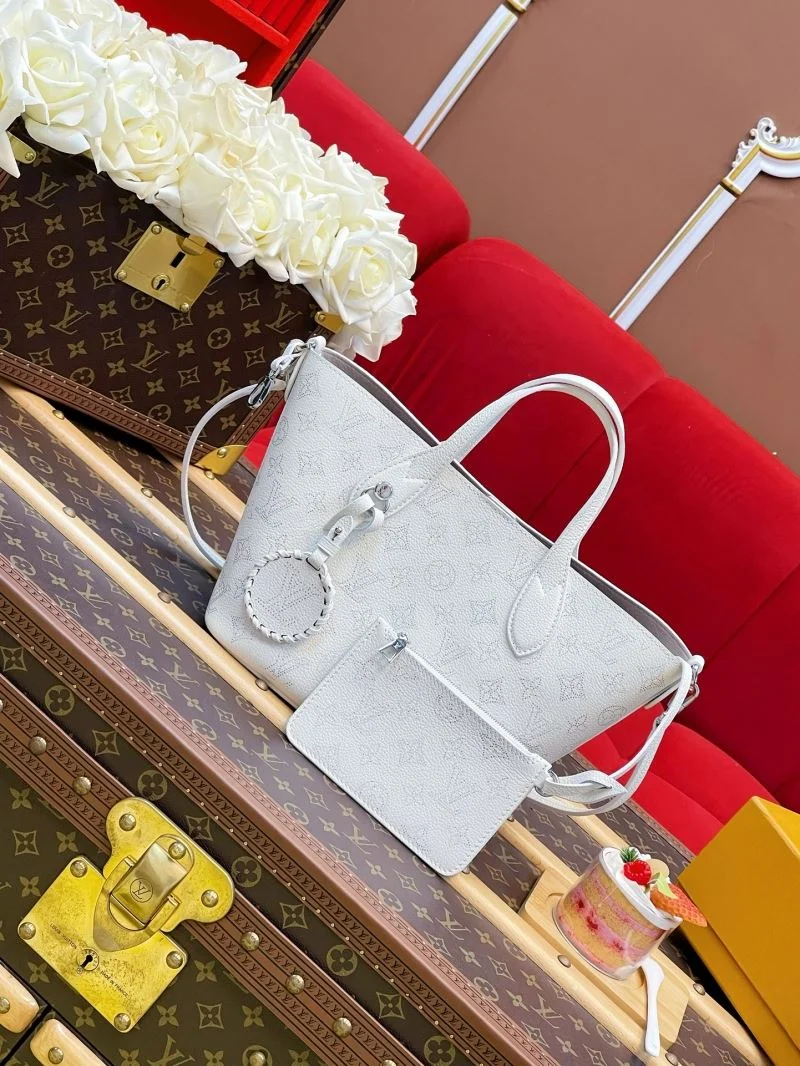 Louis Vuitton Shopping Bags