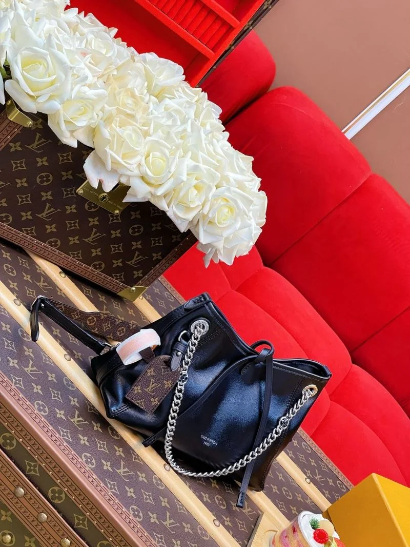 Economical Louis Vuitton Shopping Bags