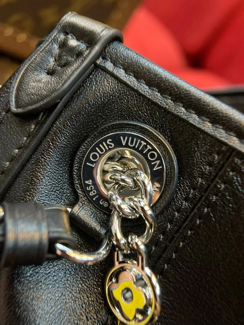Economical Louis Vuitton Shopping Bags