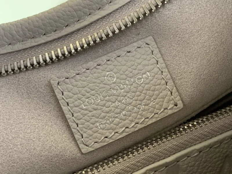 Exact replica Louis Vuitton Shopping Bags