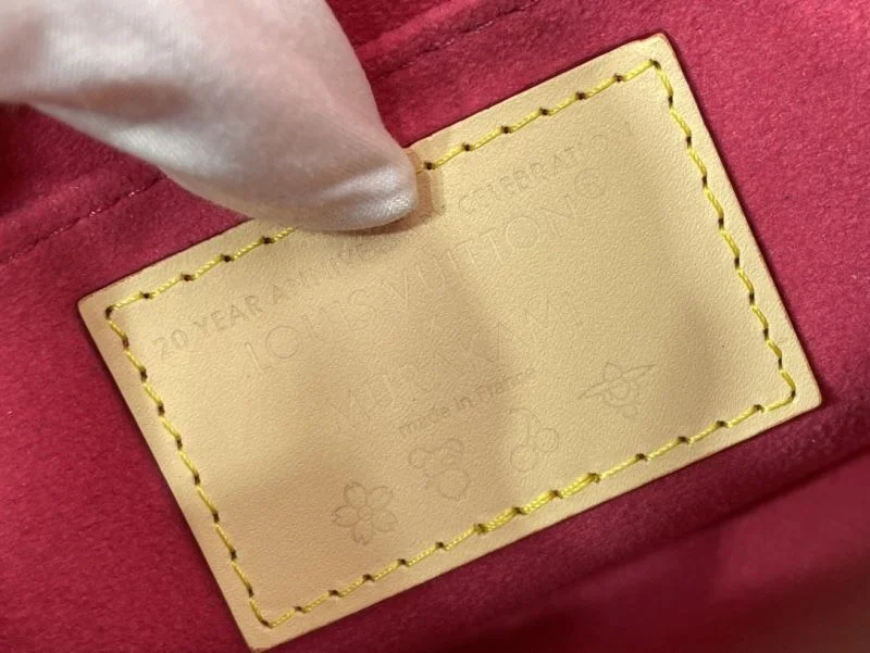 Perfect replica Louis Vuitton Shopping Bags