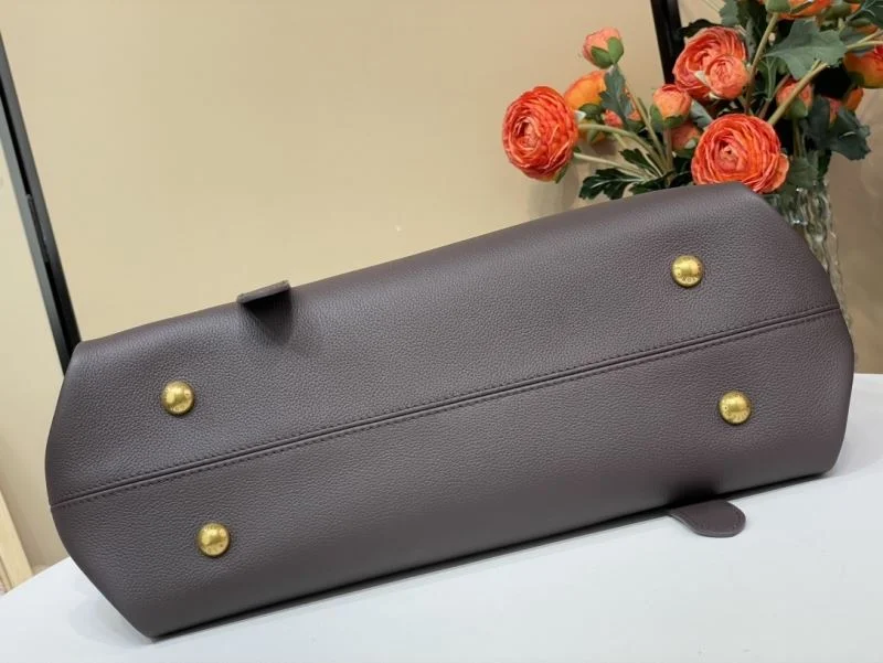 Inexpensive Louis Vuitton Shopping Bags