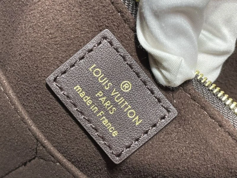 Real Louis Vuitton Shopping Bags