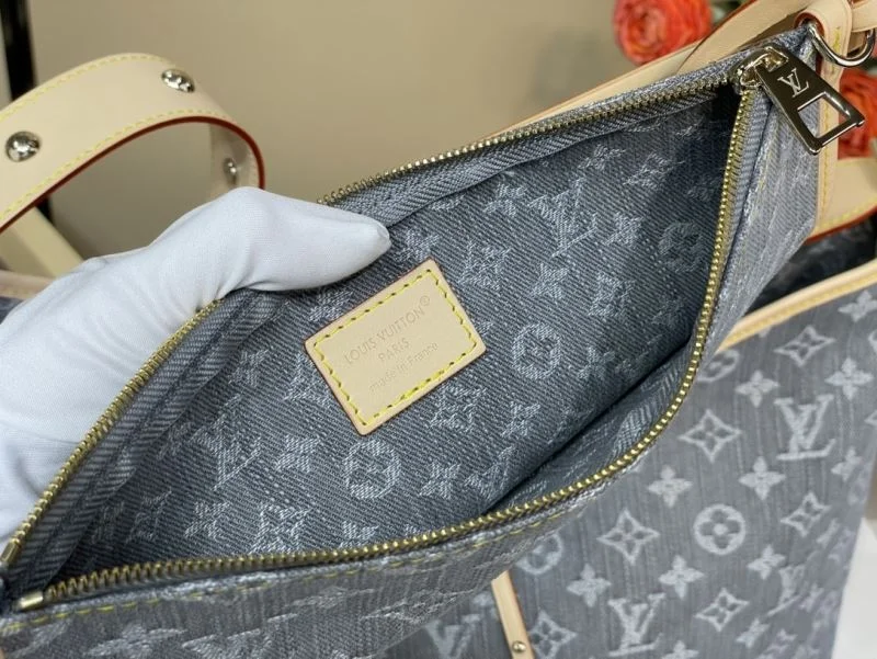 Top mirror Louis Vuitton Shopping Bags