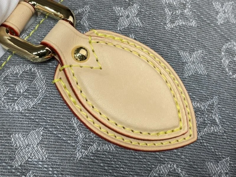 Inexpensive Louis Vuitton Shopping Bags