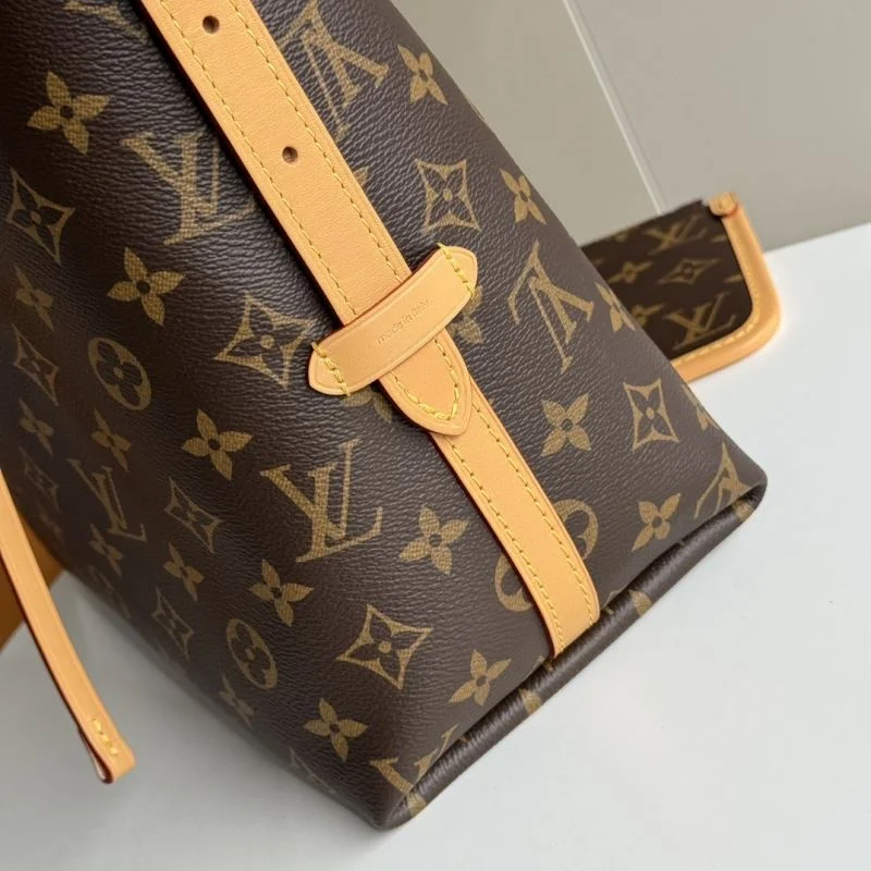 Low-cost Louis Vuitton Shopping Bags
