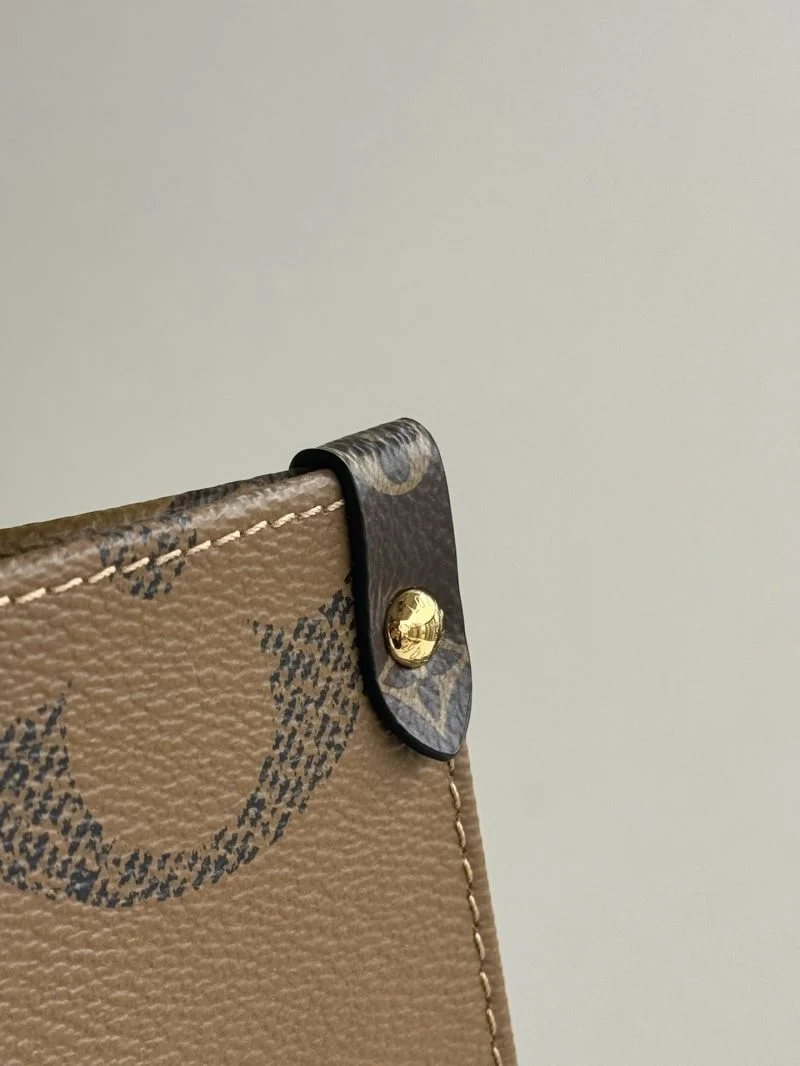 Economical Louis Vuitton Shopping Bags