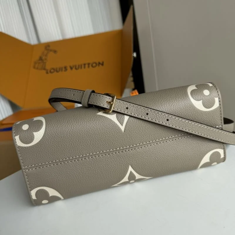 Inexpensive Louis Vuitton Shopping Bags