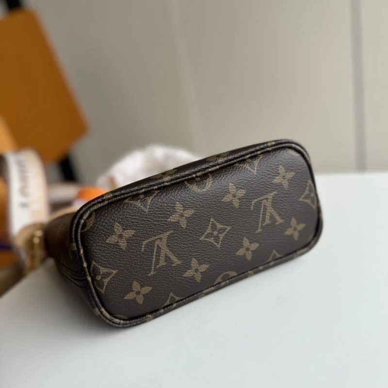High accuracy Louis Vuitton Shopping Bags