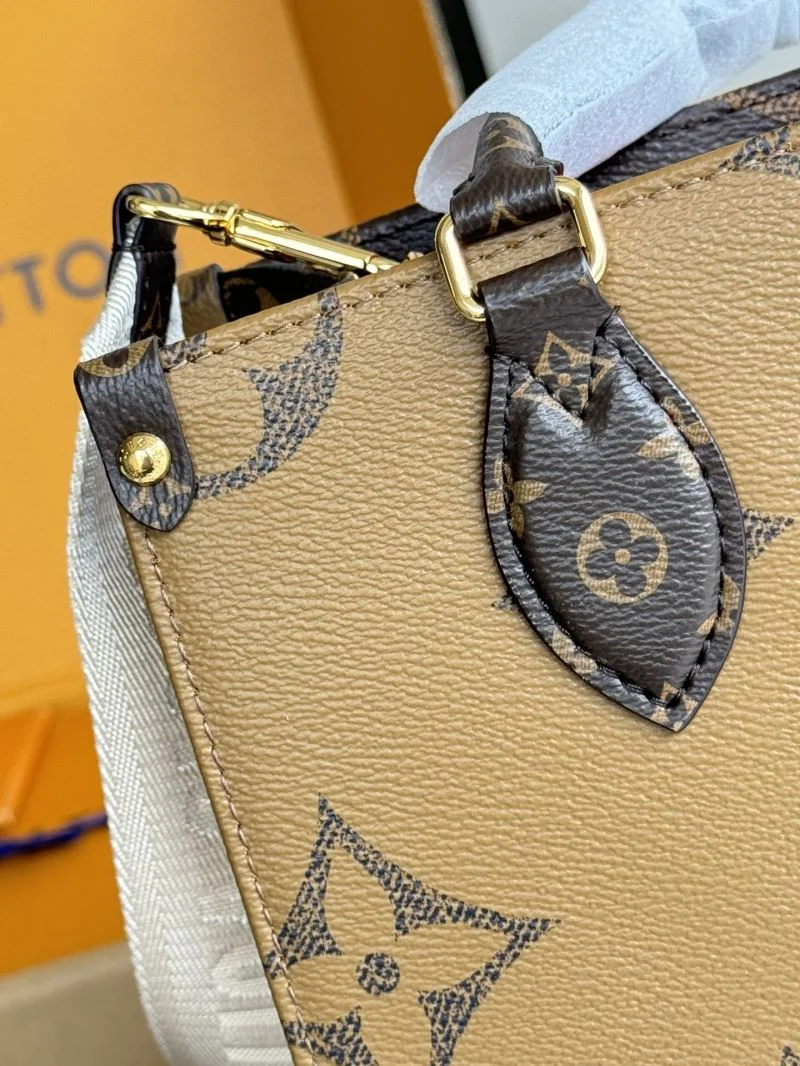 Exact replica Louis Vuitton Shopping Bags