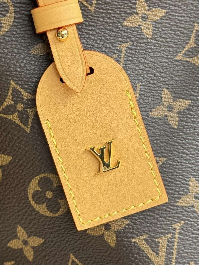 Top mirror Louis Vuitton Shopping Bags