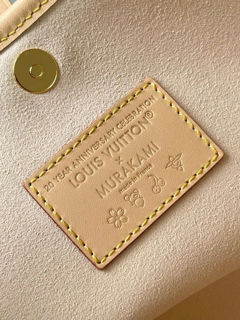 Low-cost Louis Vuitton Shopping Bags