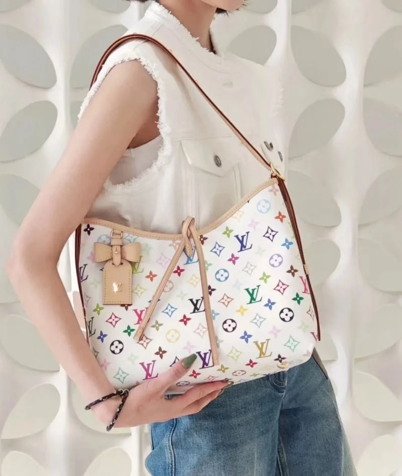 Low-cost Louis Vuitton Shopping Bags