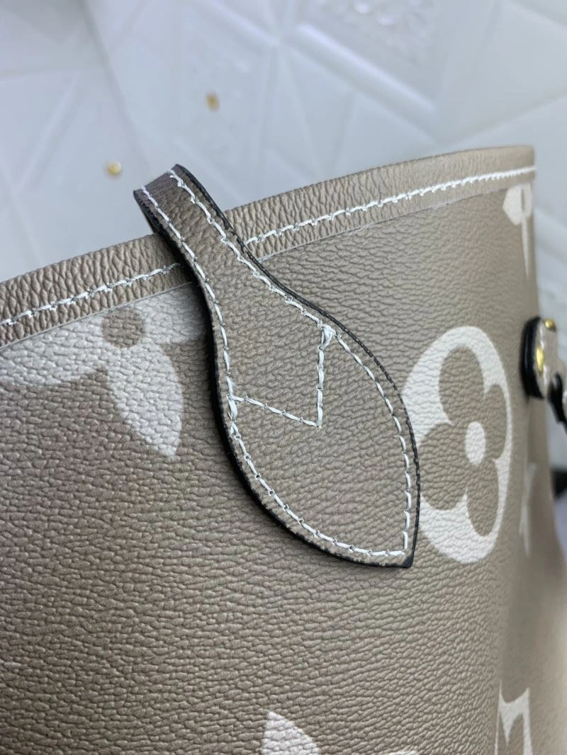 High accuracy Louis Vuitton Shopping Bags
