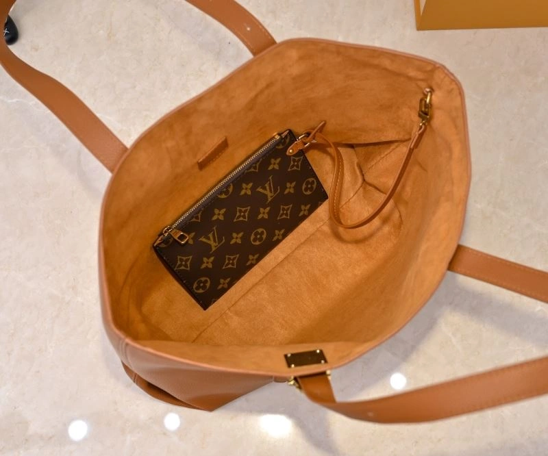 Discounted Louis Vuitton Shopping Bags