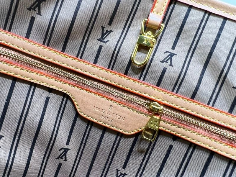 Mirror quality Louis Vuitton Shopping Bags
