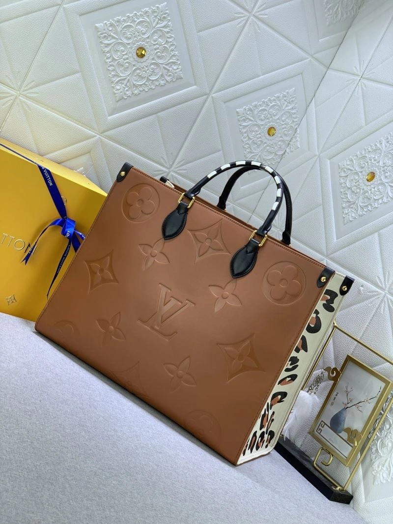 Accurate model Louis Vuitton Shopping Bags