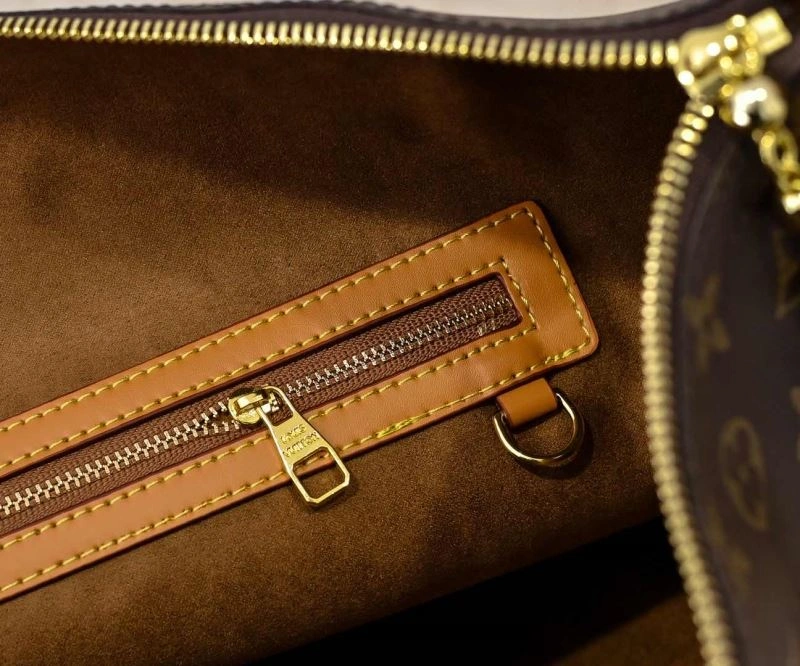 Cut-rate Louis Vuitton Shopping Bags