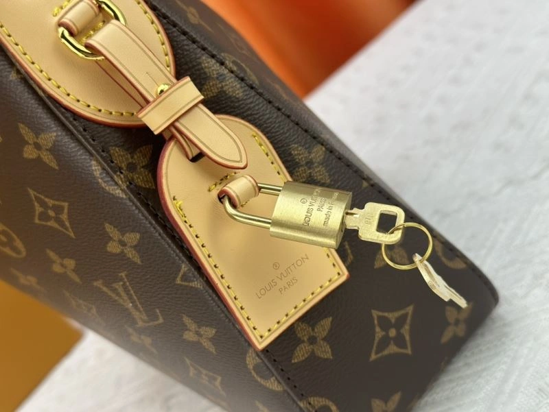Top match Louis Vuitton Shopping Bags