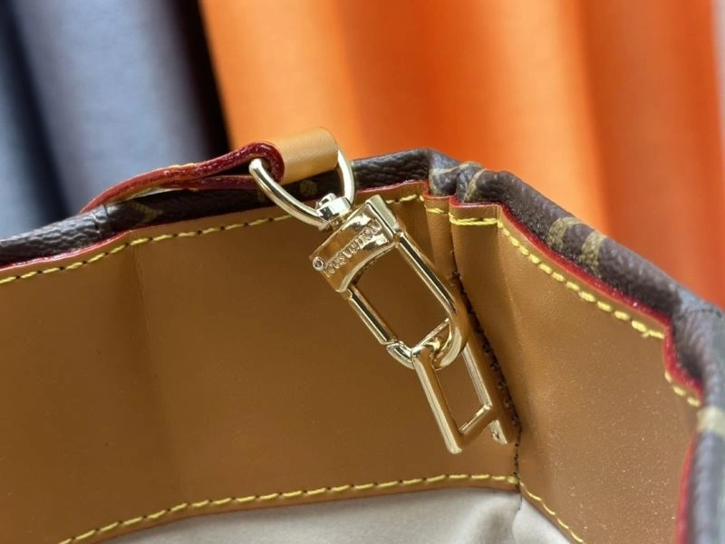 High fidelity Louis Vuitton Shopping Bags