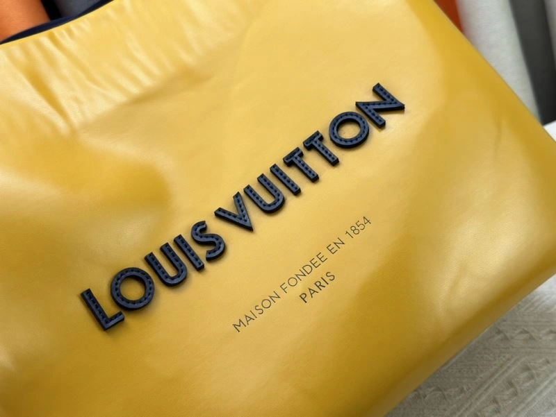 Mirror quality Louis Vuitton Shopping Bags