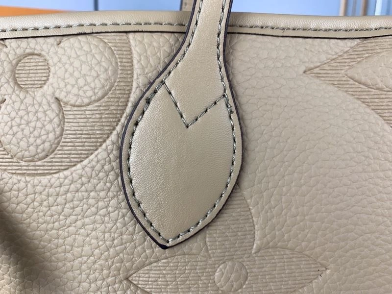 Top mirror Louis Vuitton Shopping Bags