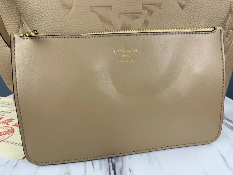 Top mirror Louis Vuitton Shopping Bags