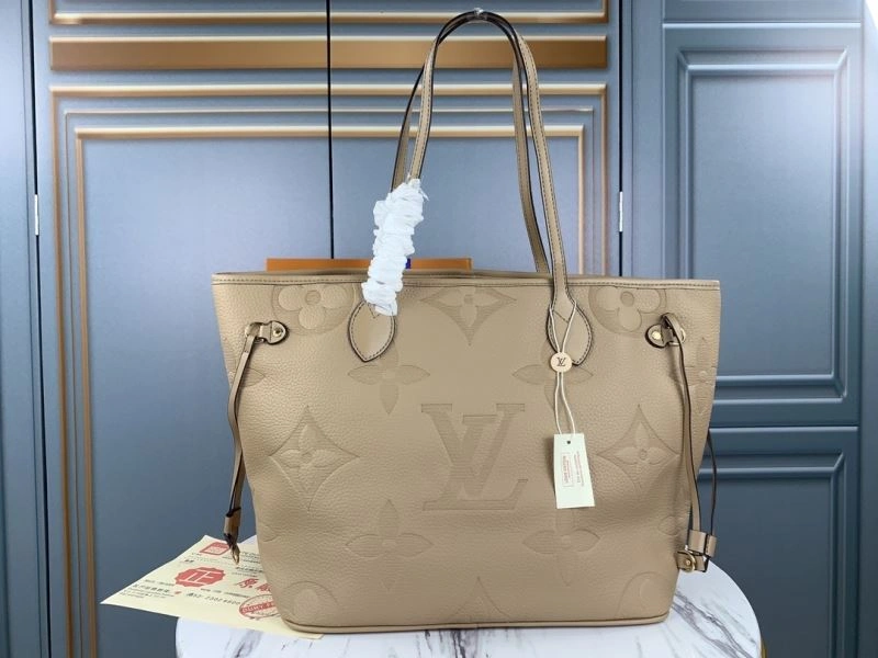 Top mirror Louis Vuitton Shopping Bags