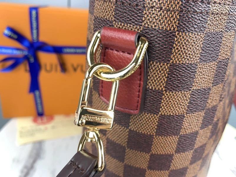 Value-priced Louis Vuitton Shopping Bags