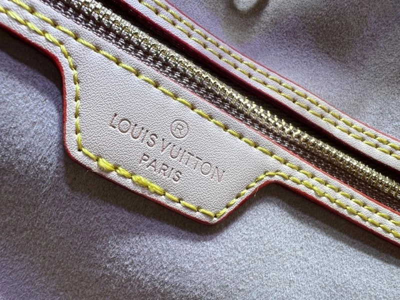 Low-cost Louis Vuitton Shopping Bags