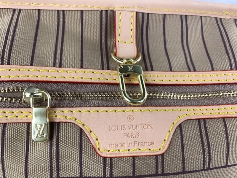 High accuracy Louis Vuitton Shopping Bags