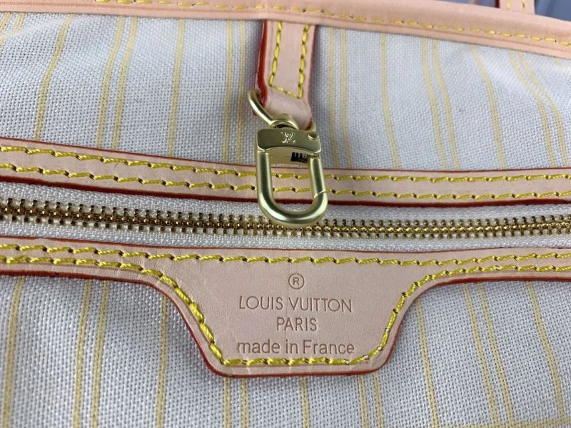 Top match Louis Vuitton Shopping Bags
