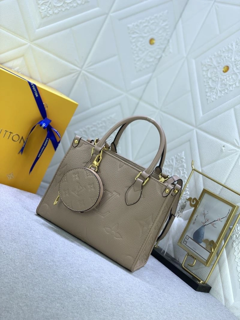 Indistinguishable Louis Vuitton Shopping Bags