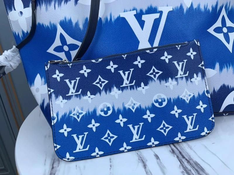 Accurate model Louis Vuitton Shopping Bags