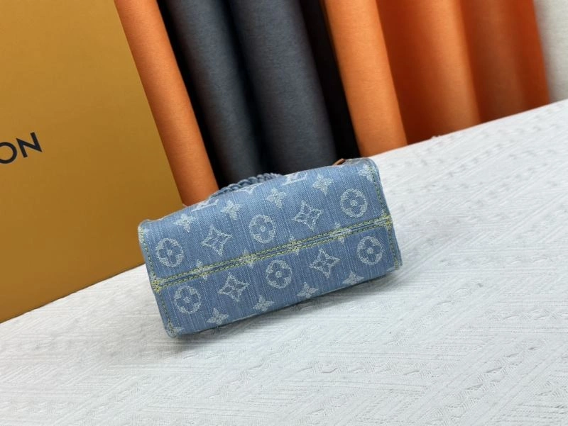 High fidelity Louis Vuitton Shopping Bags