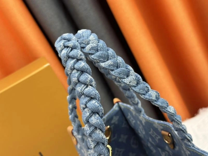 Economical Louis Vuitton Shopping Bags