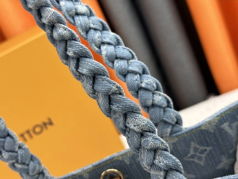 Cut-rate Louis Vuitton Shopping Bags