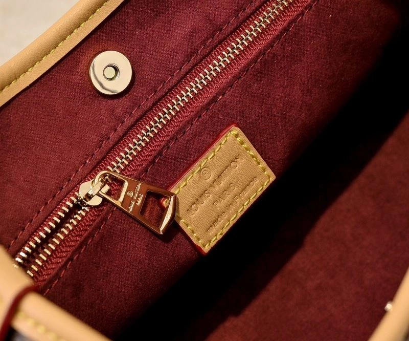 Cut-rate Louis Vuitton Shopping Bags