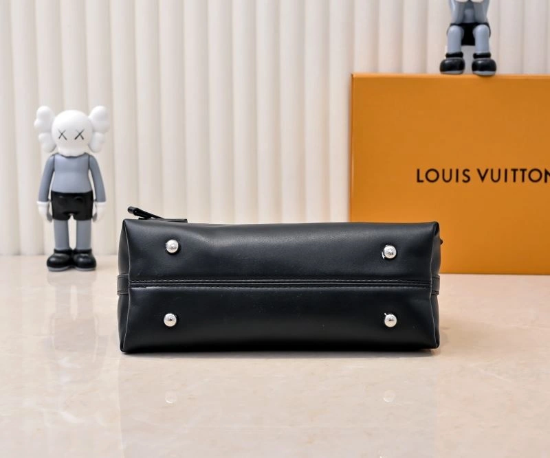 Brand-authenticated Louis Vuitton Shopping Bags