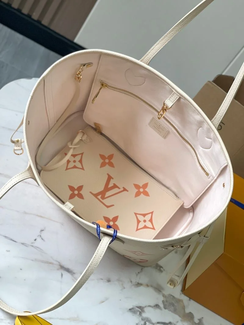 Economical Louis Vuitton Shopping Bags